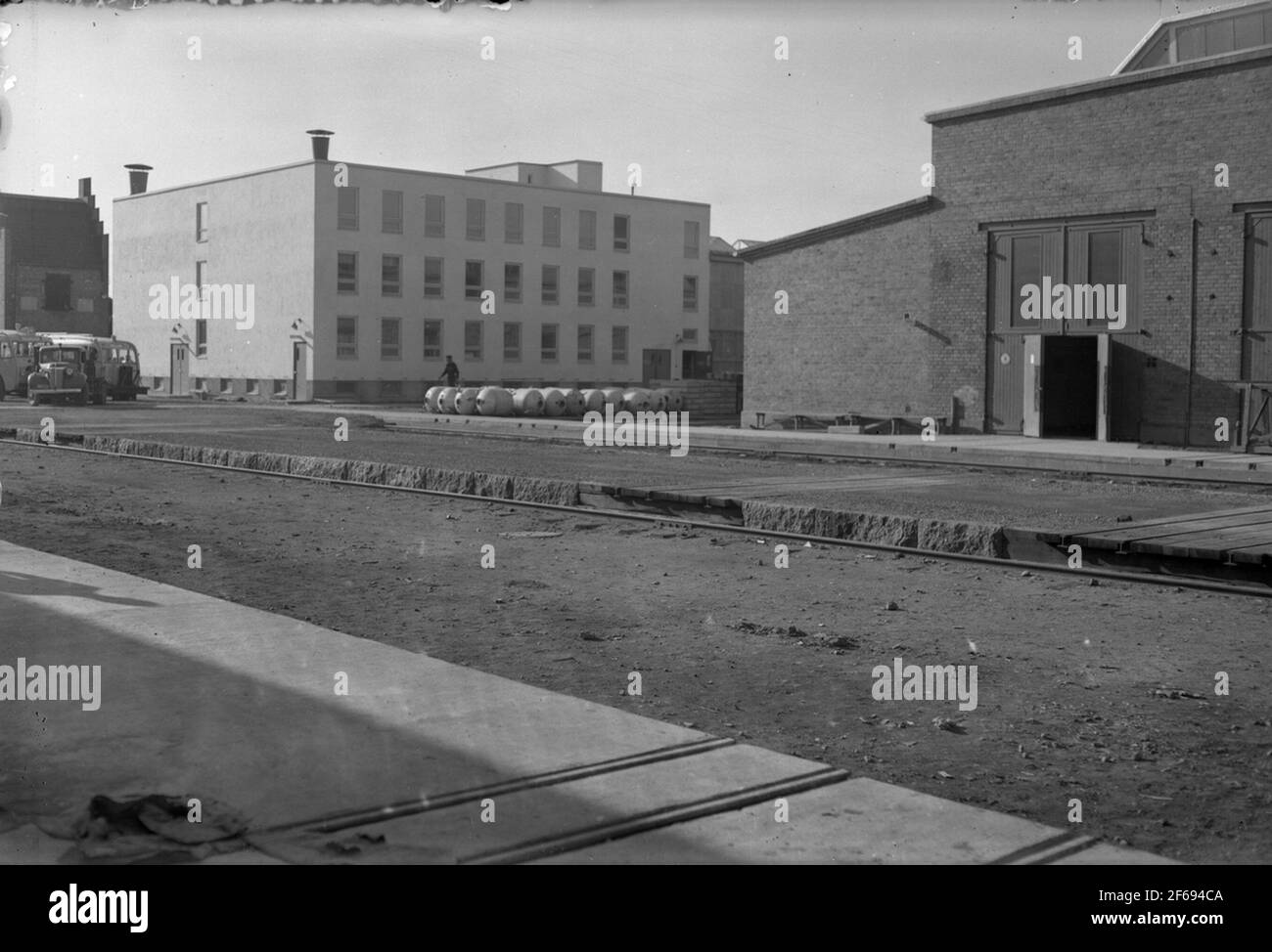 O storage Black and White Stock Photos & Images - Alamy