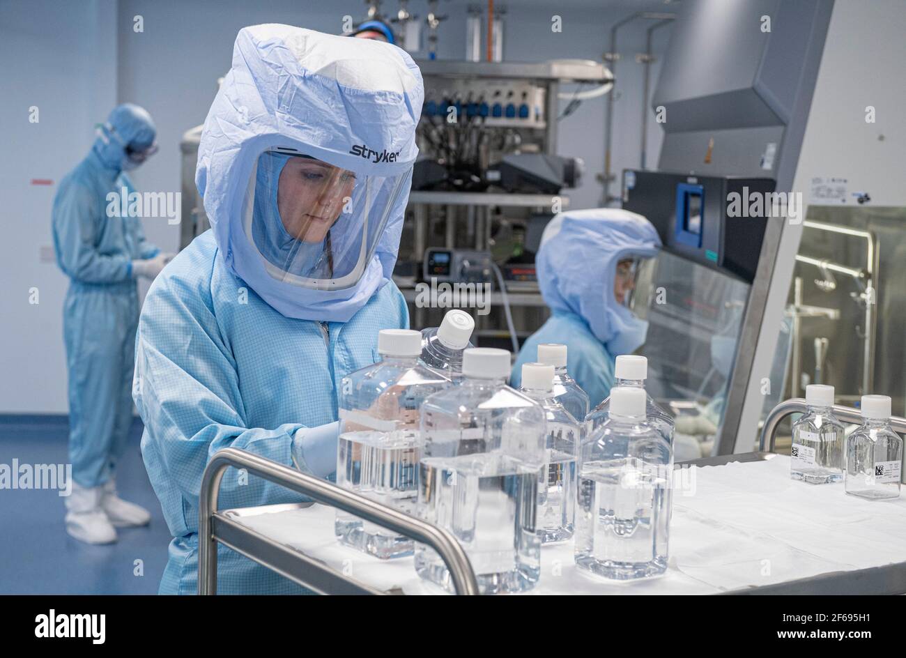 Biontech bioreactor hi-res stock photography and images - Alamy