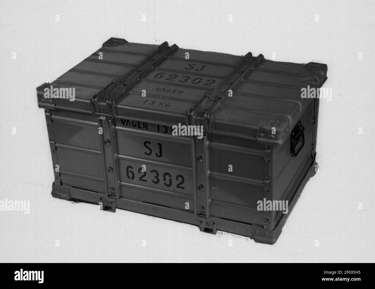 State railways, SJ 62302. Folding box. Zarge box, weighs 13kg Stock ...