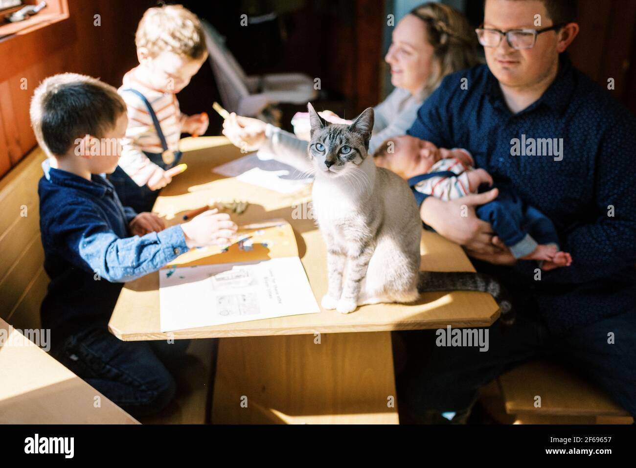 Kindergarten crayons table hi-res stock photography and images - Alamy