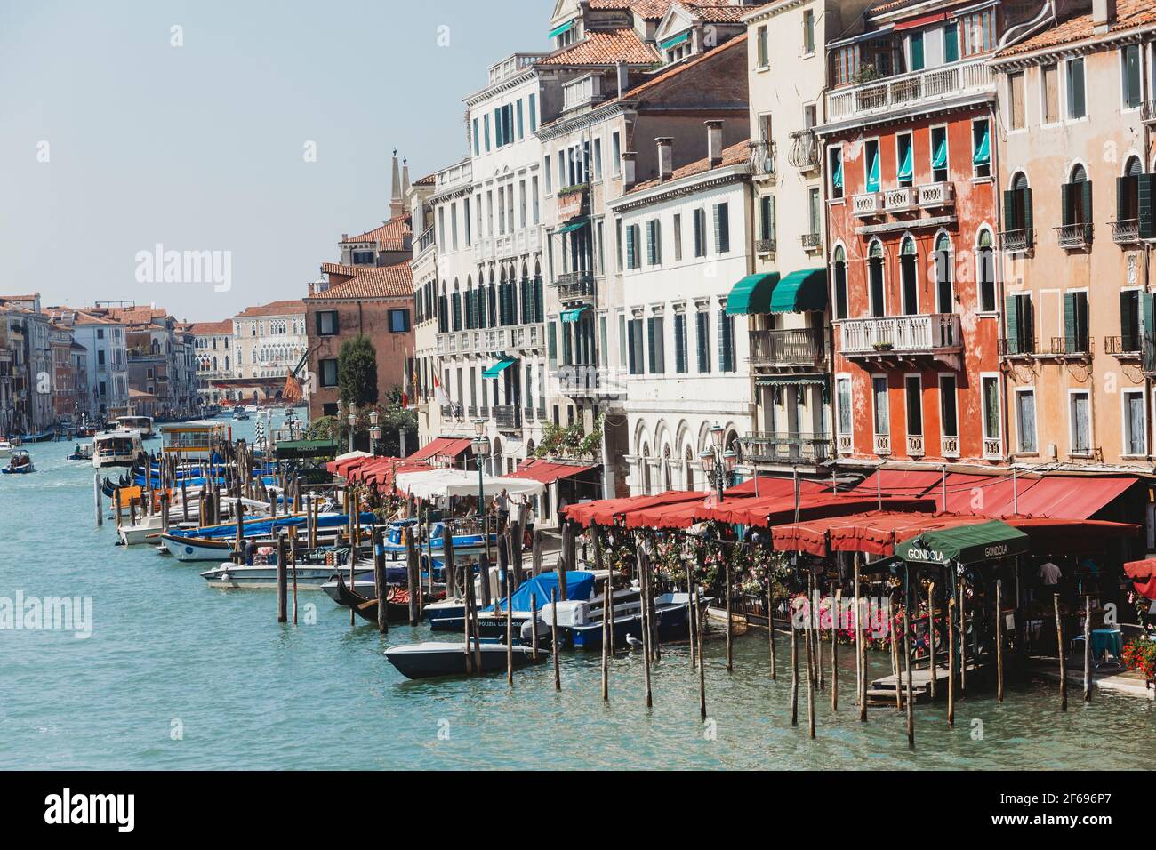 Venice neighbourhood hi-res stock photography and images - Alamy