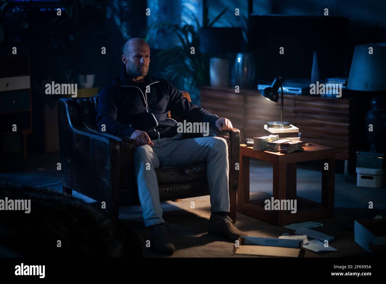 Guy ritchie jason statham hi-res stock photography and images - Alamy