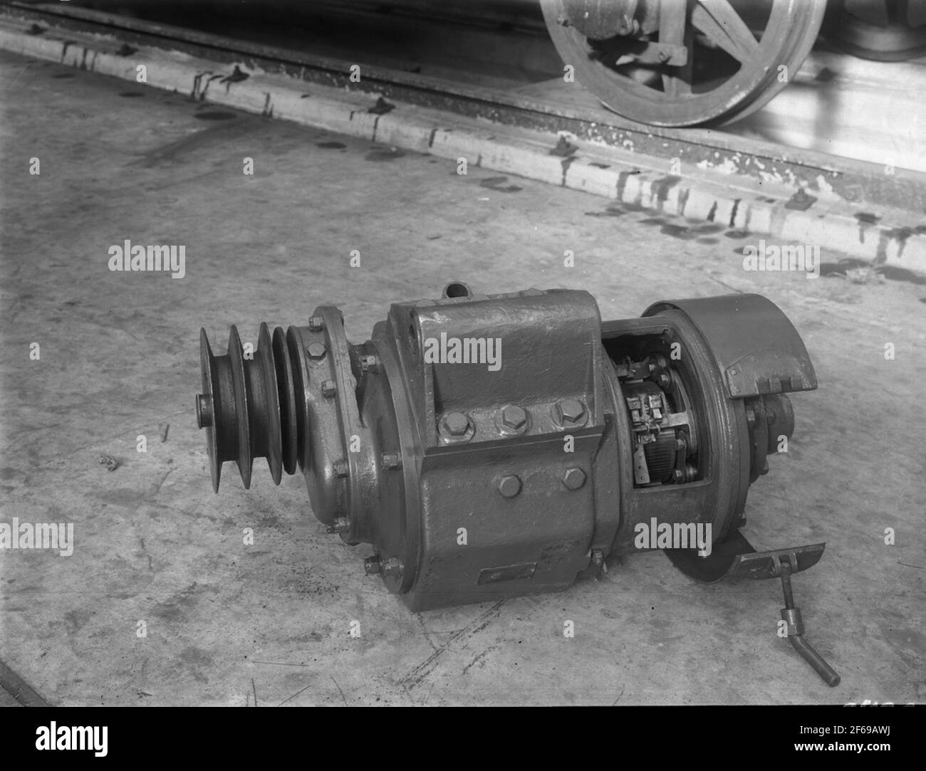 Lighting. Generator for belt drive Stock Photo - Alamy
