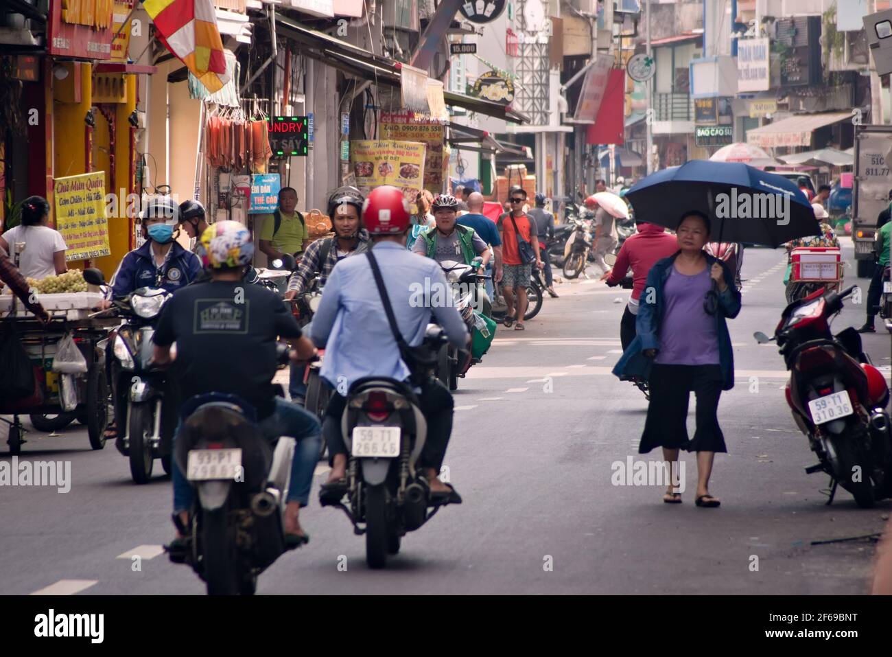 Everyday real life scene hi-res stock photography and images - Alamy