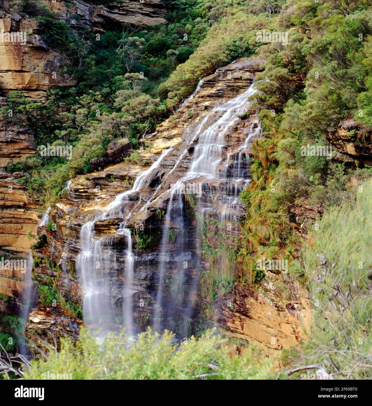 Wentworth Falls viewed from below Rocket Point, Blue Mountains National ...