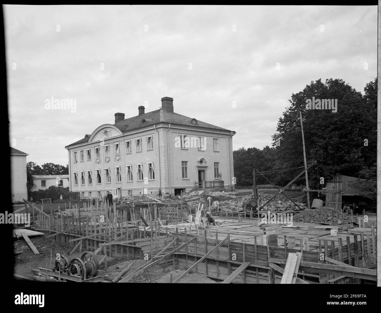 Ongoing construction work Stock Photo - Alamy