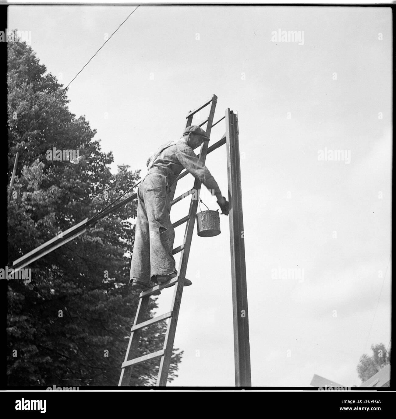 Paint industry Black and White Stock Photos & Images - Alamy