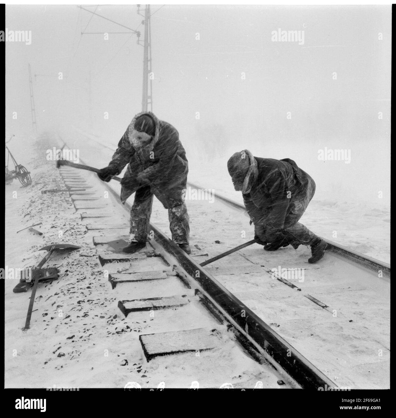 Track maintenance, winter Stock Photo - Alamy