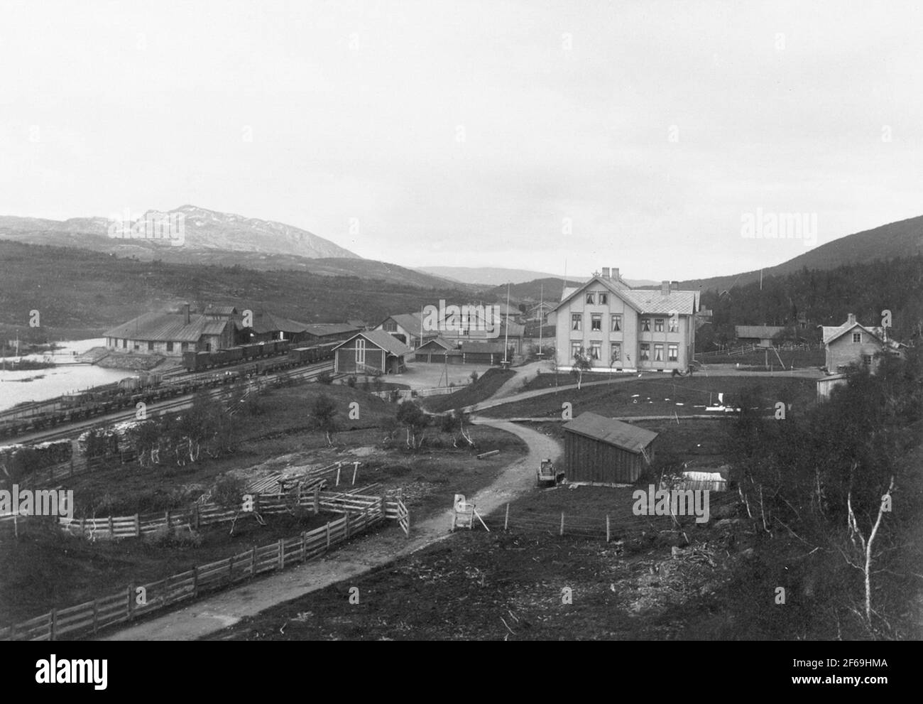 The station was in use 1881Norra main track, Storlien: Panorama with ...