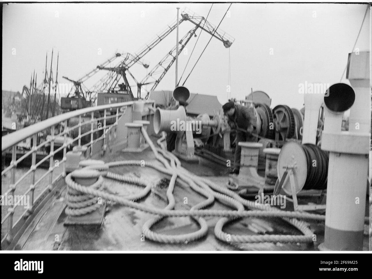 Work on board ships Stock Photo - Alamy