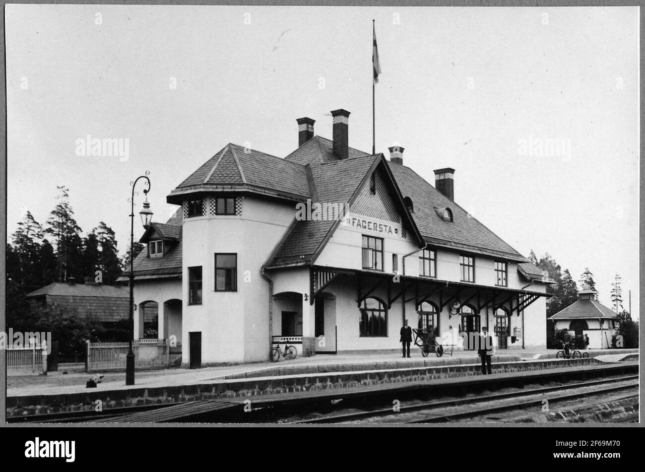 Fagersta station in 1910, sedemera fagersta northern Stock Photo - Alamy