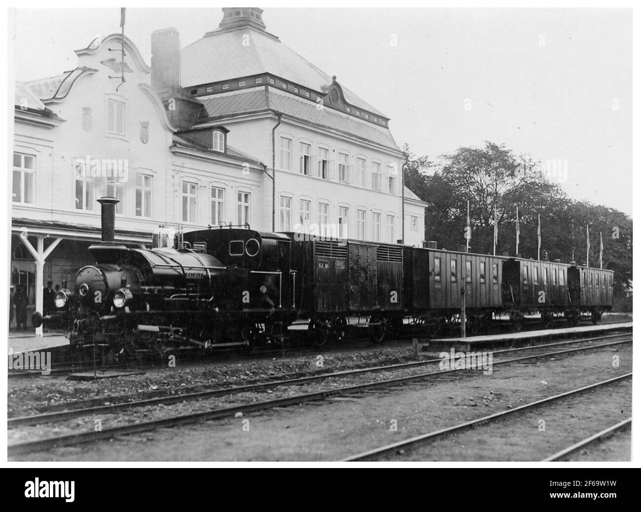 Steam locomotive with train sets from 1874 at Kalmar railroads 50th ...