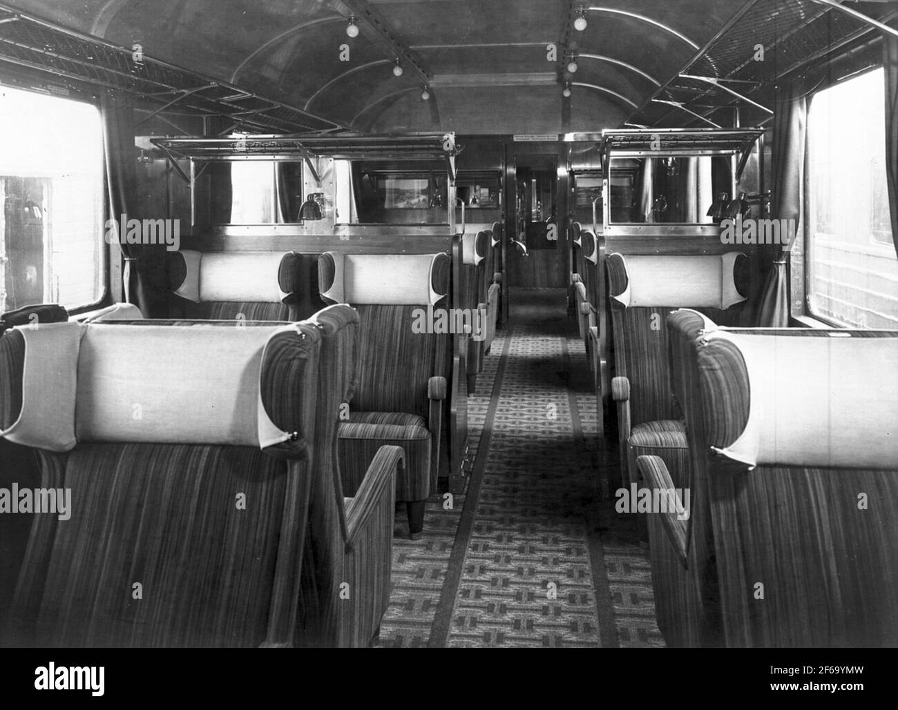 Wagon salon hi-res stock photography and images - Alamy