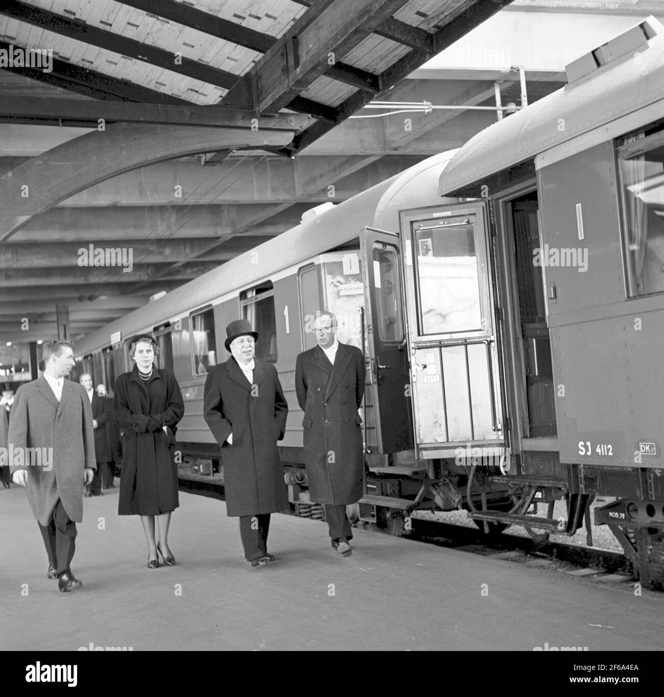 State Railways SJ A014C 4112. Extra train to Uppsala, Day Hammarskiöld ...