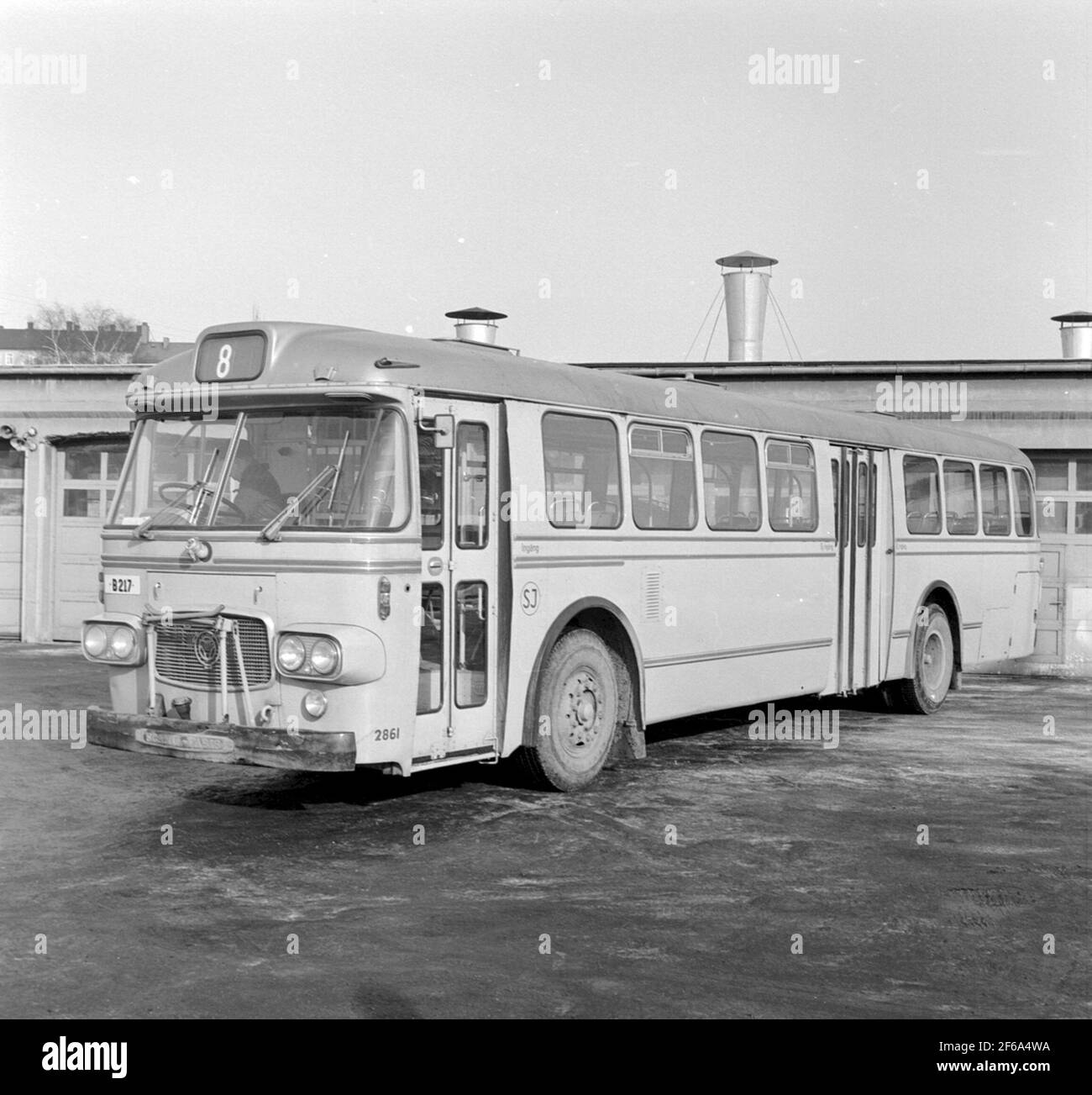 Bus B217 SJ 2861 Stock Photo - Alamy