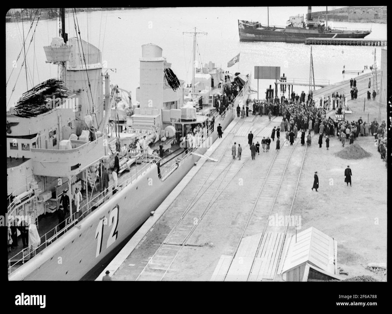 Max schultz hi-res stock photography and images - Alamy