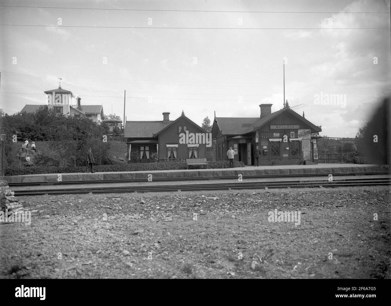 Intermediate stations hi-res stock photography and images - Alamy