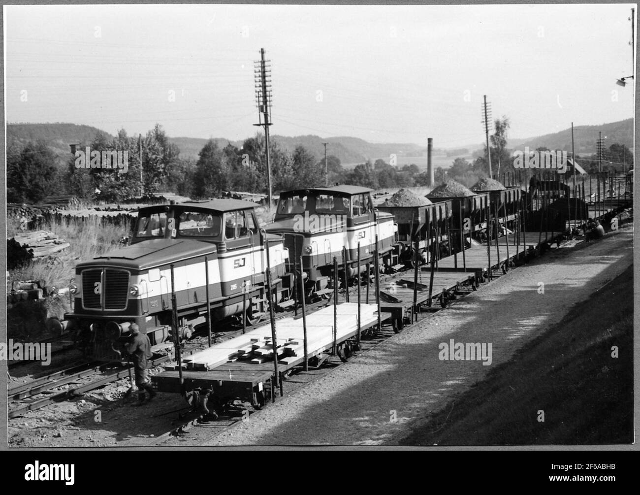 Gravel train at Falerum Station Drawn by the state's railways, SJ Z65 ...