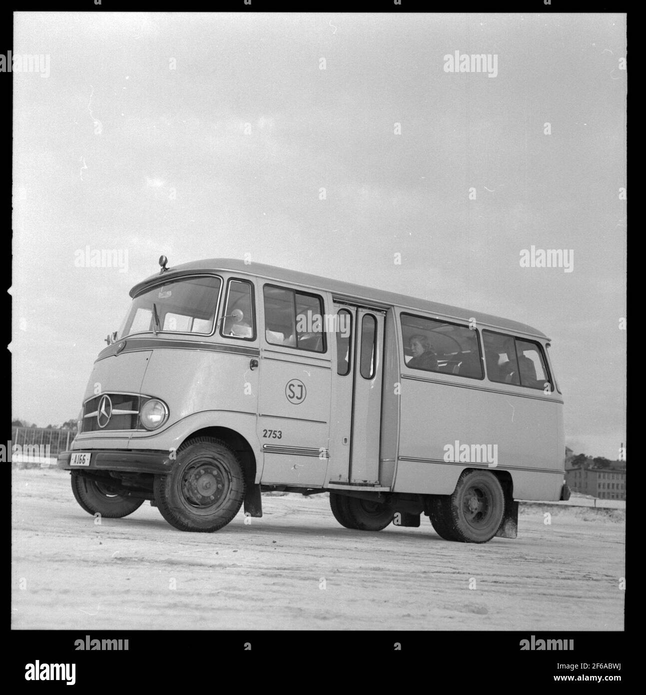 State Railways, SJ Mercedes bus, O 319D 2753 for 17 passengers Stock ...