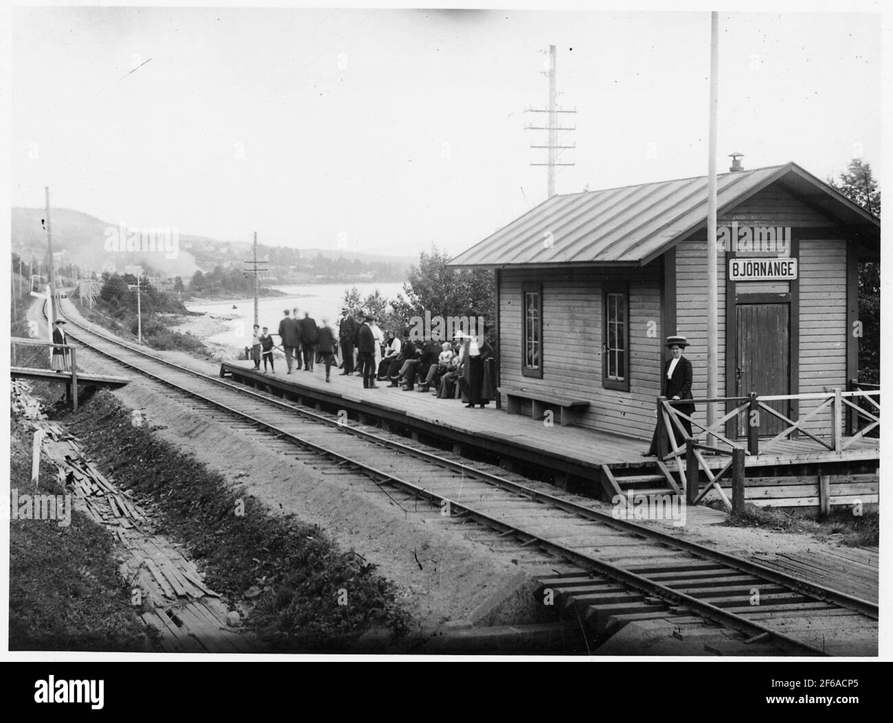 Traveling is waiting for the train on Björnänge Stop Stock Photo - Alamy