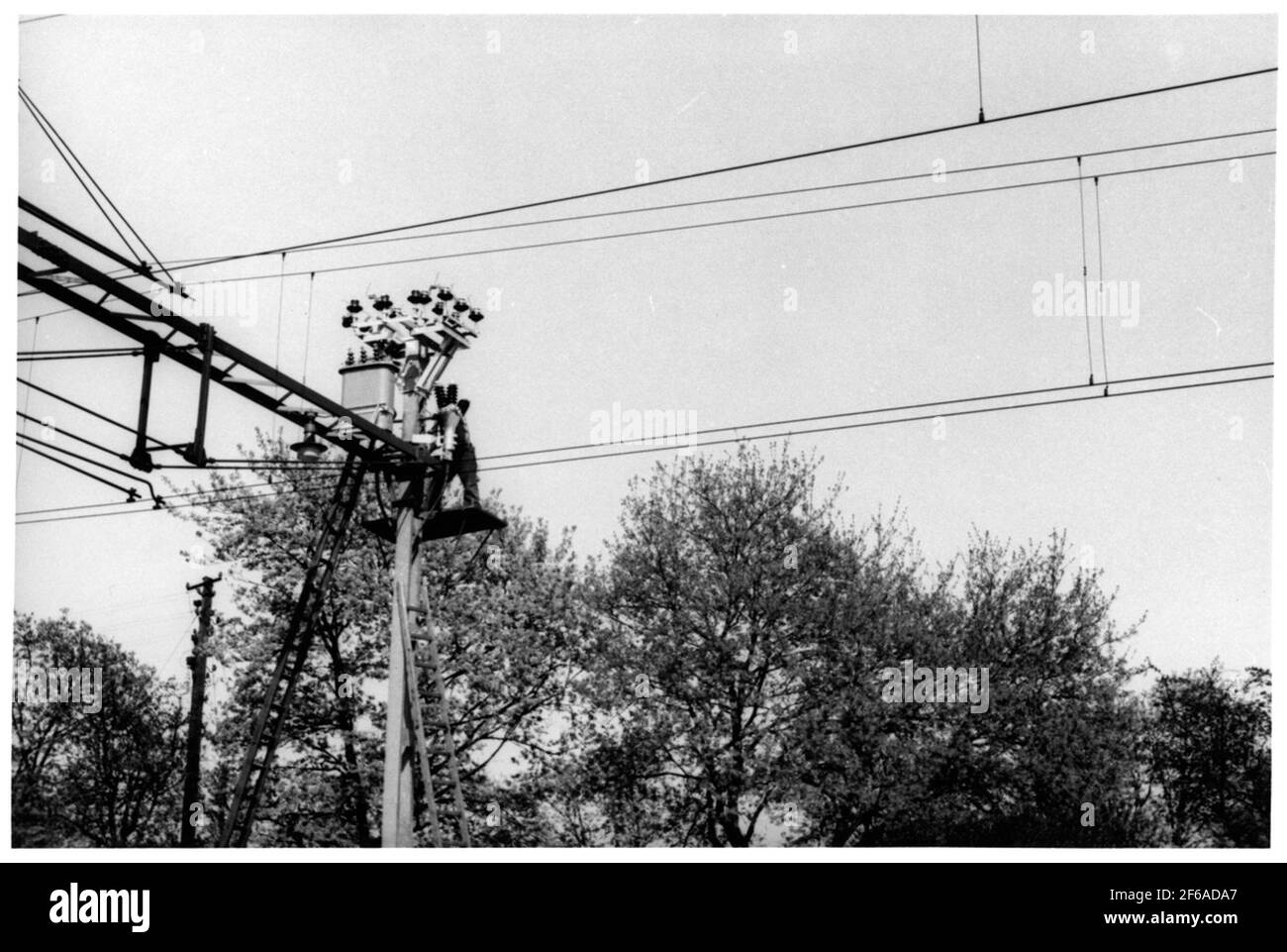 Overhead line maintenance Cut Out Stock Images & Pictures - Alamy