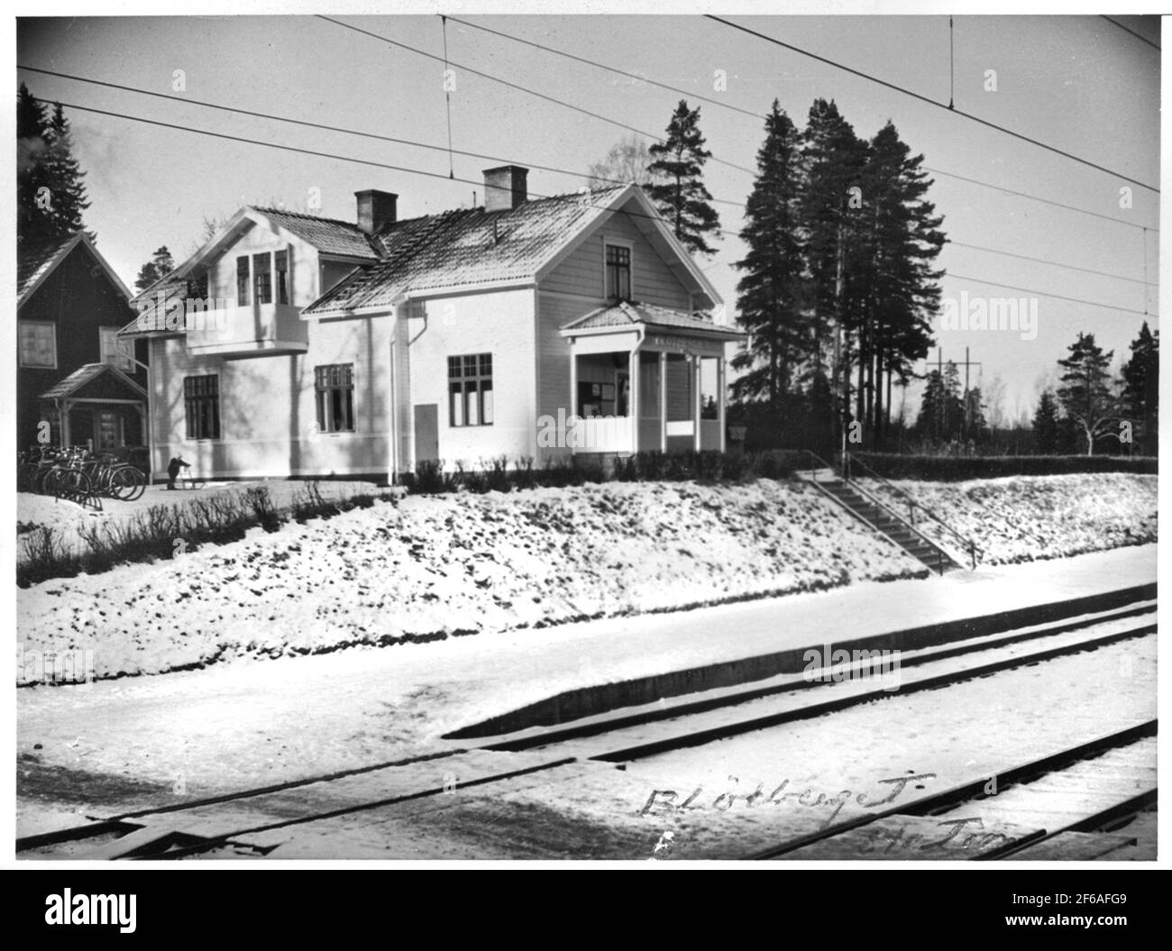 Block mountain station house Stock Photo - Alamy