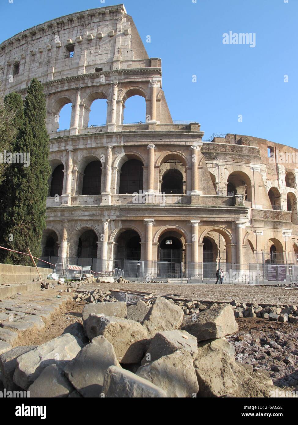 Crazy paving stones hi-res stock photography and images - Alamy