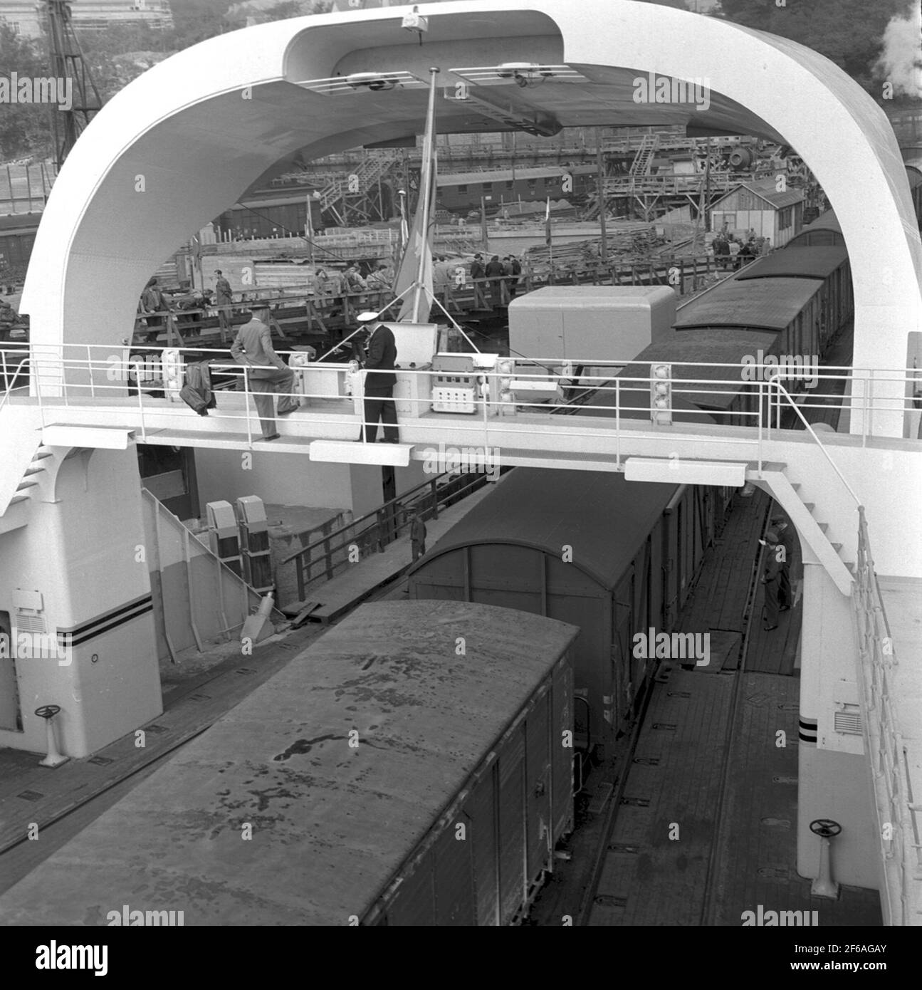Ferry terminal operation Black and White Stock Photos & Images - Alamy