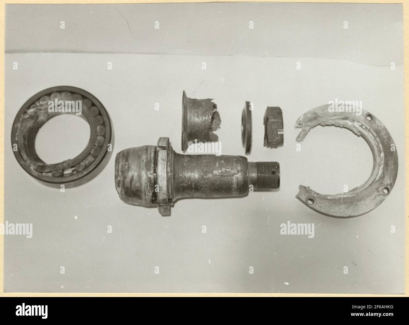 Miscellaneous objects to wheel axle. Documentation of shoulder offenses ...