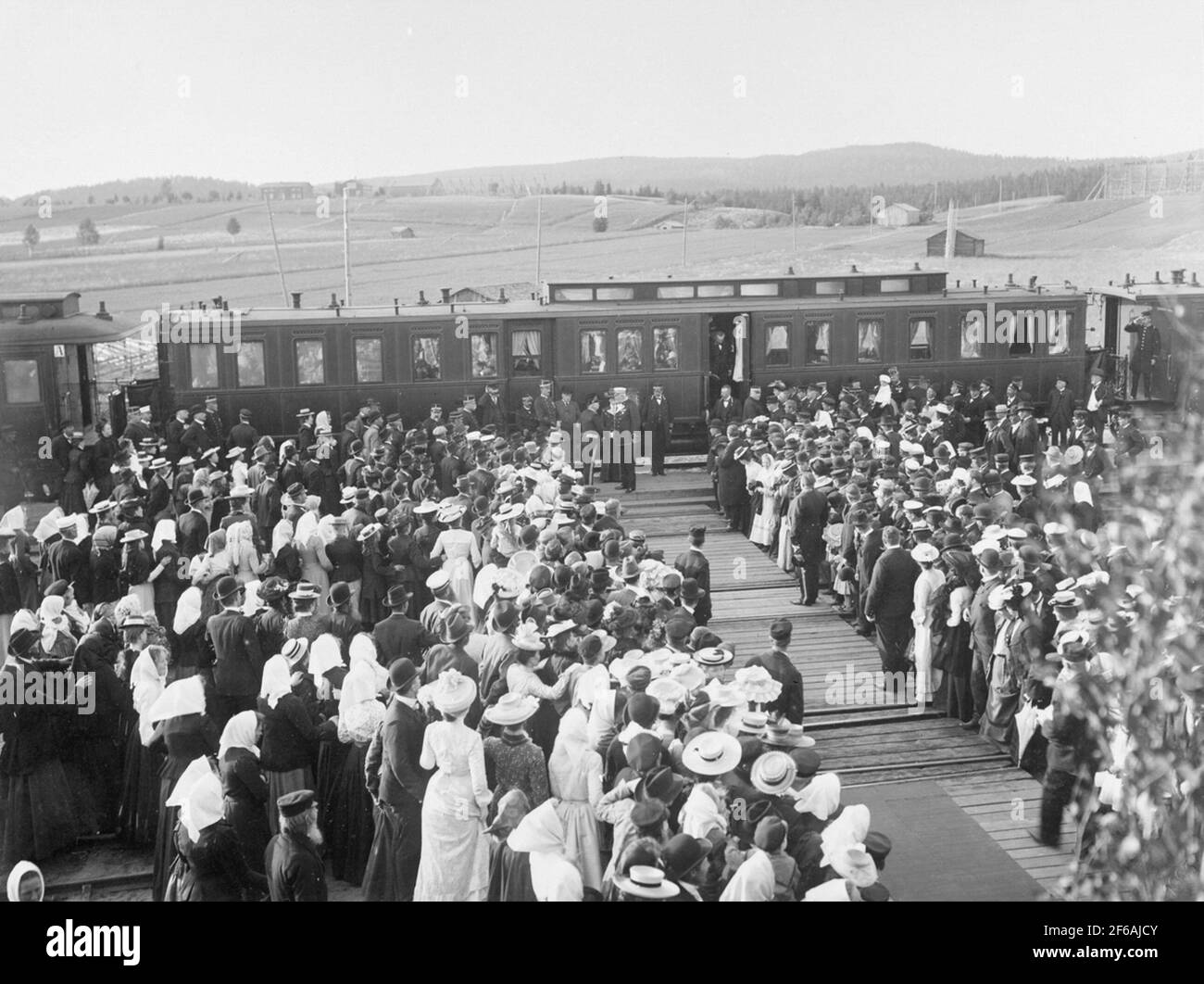Intermediate station, royal visit in intermediate part Stock Photo - Alamy