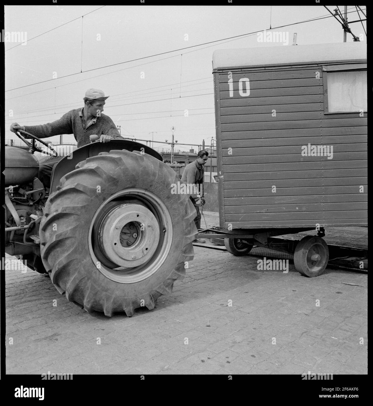 Unloading of circus trolley Stock Photo - Alamy
