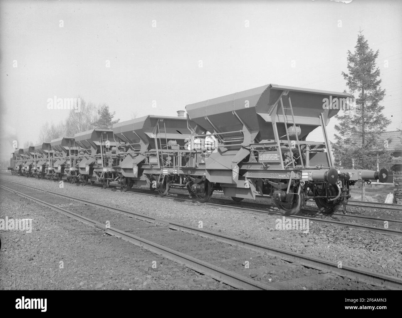 State Railways, SJ Bycf Q32. Gravel cars Stock Photo - Alamy