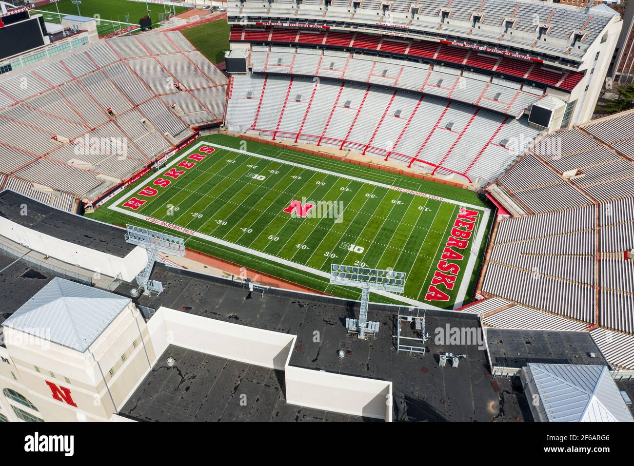 Memorial stadium nebraska hi-res stock photography and images - Alamy