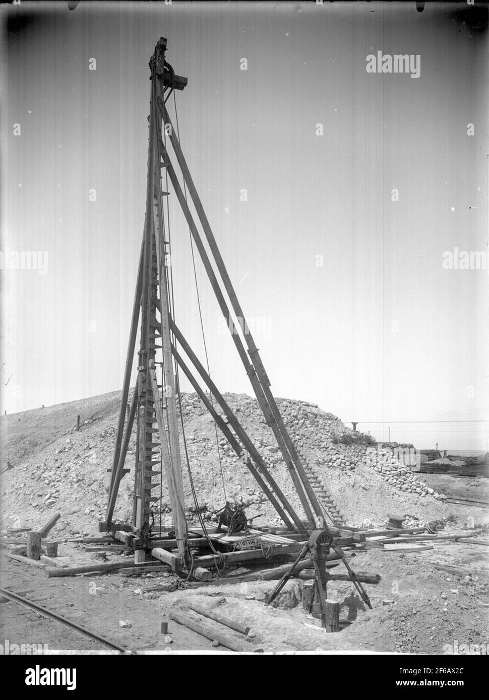 Building of viaduct over rail yard Stock Photo - Alamy