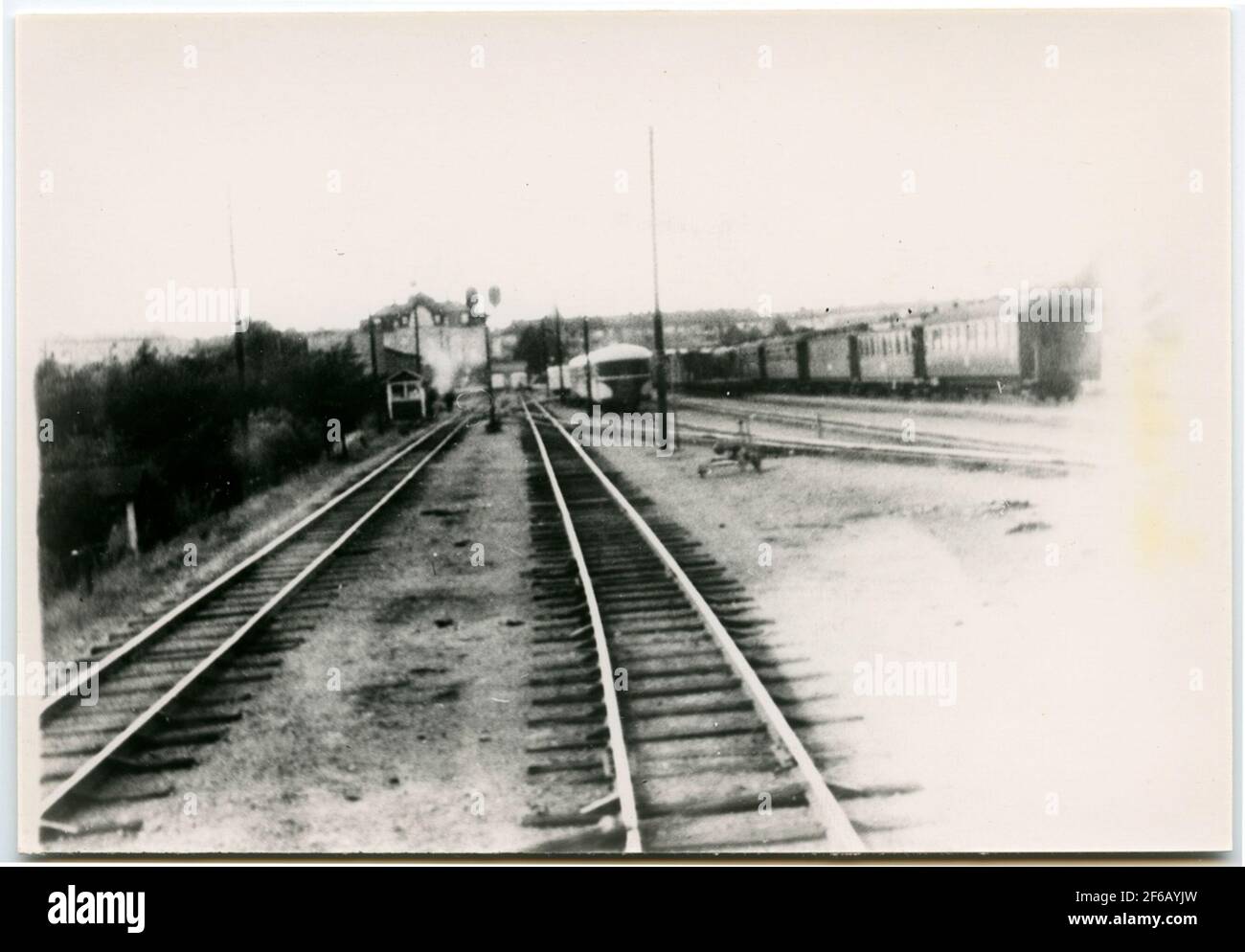 Left track hi-res stock photography and images - Alamy