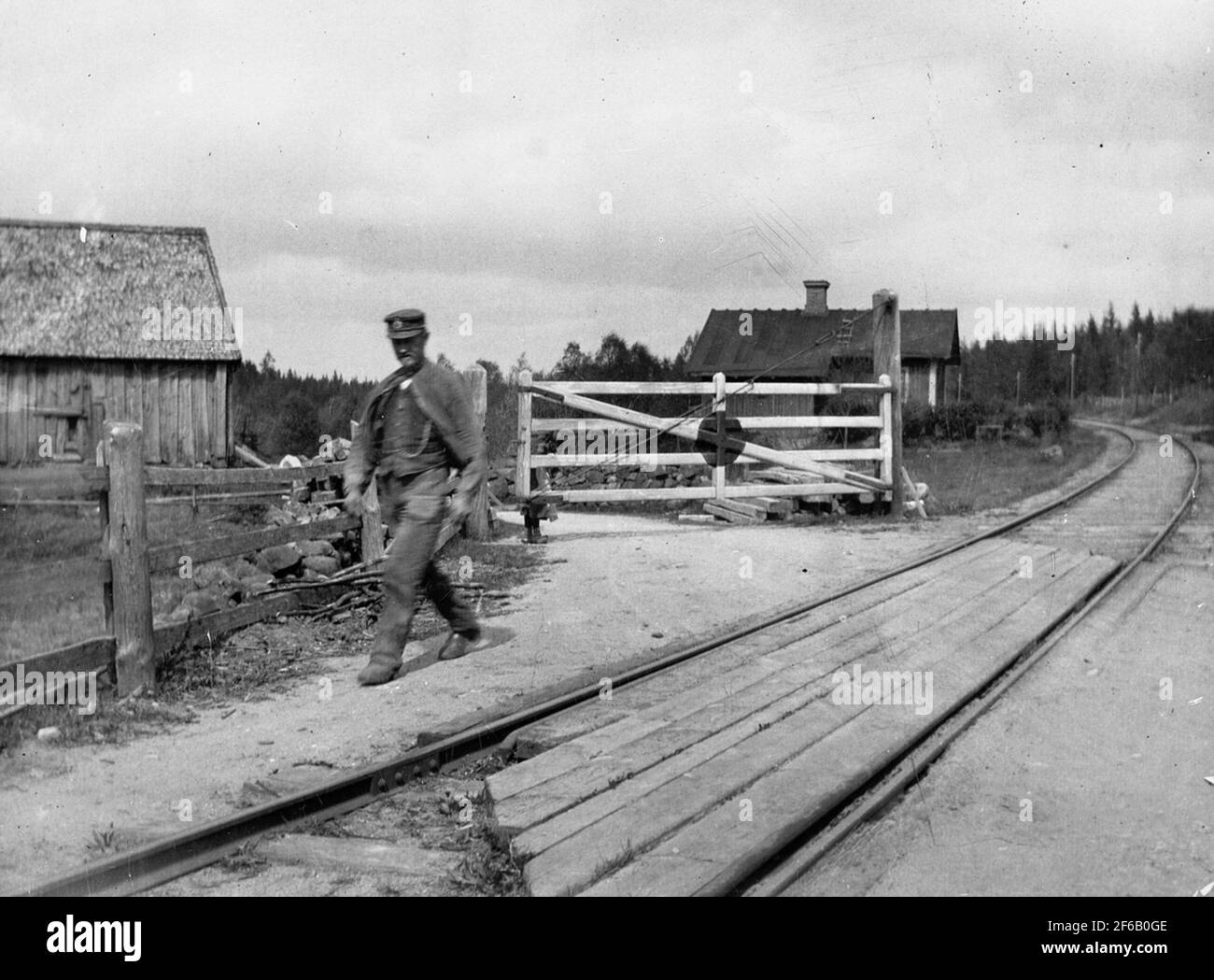 Kind's railroad railway. Khdj. Bankeeper and road crossing at Nytorp ...