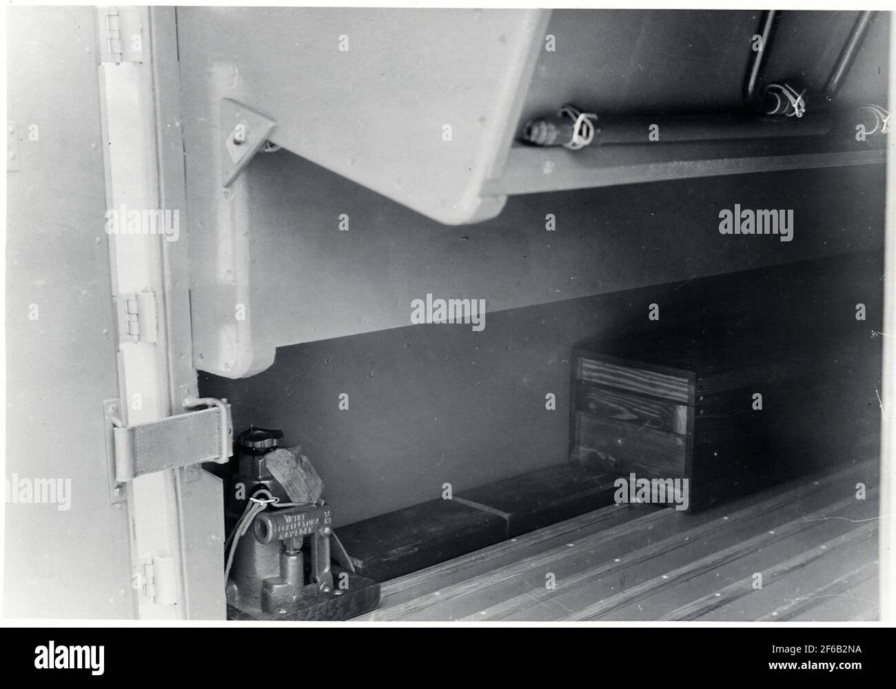 Storage needs hi-res stock photography and images - Alamy