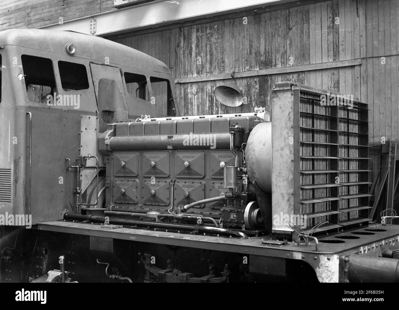 State Railways, SJ ZSS 106 Under Building in Kockum's Mechanical ...