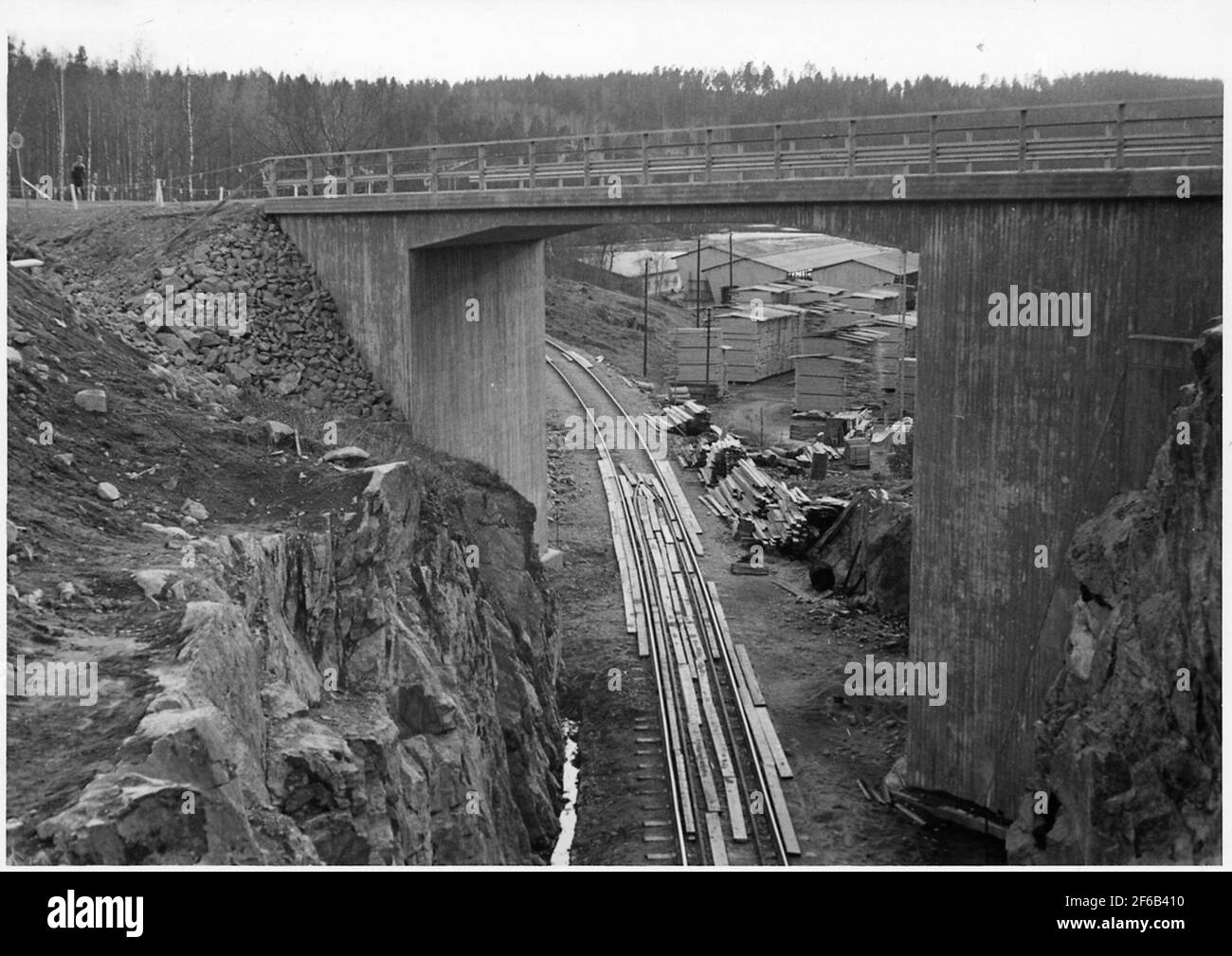 New road bridge at Overnum looked complete over the normal track in ...