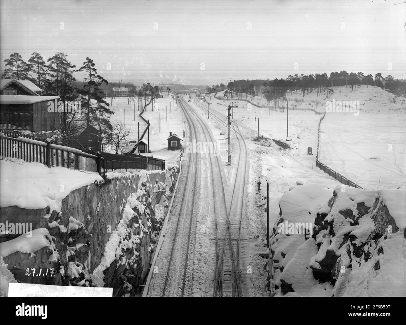Block post and road transition Stock Photo - Alamy