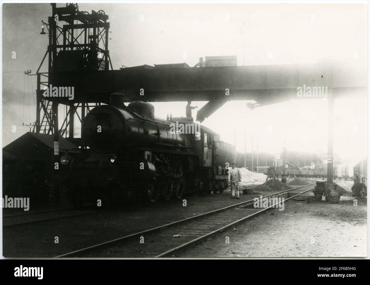 The coal bridge in Mjölby.statens railways, SJ Lok F 1207 Stock Photo ...