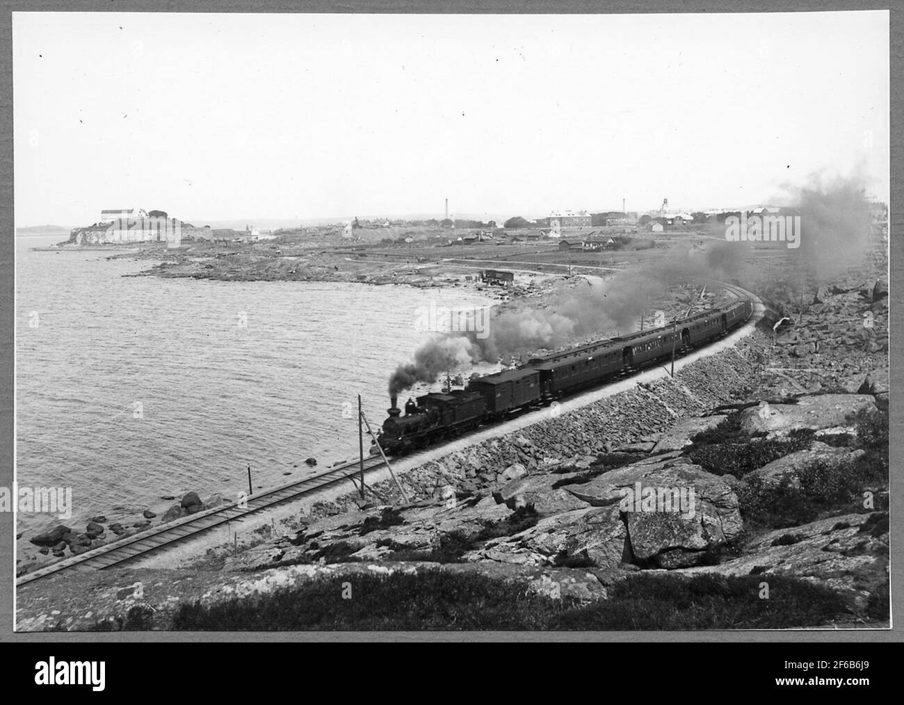 The state's railways, sj da steam locomotive with kind trains on the ...