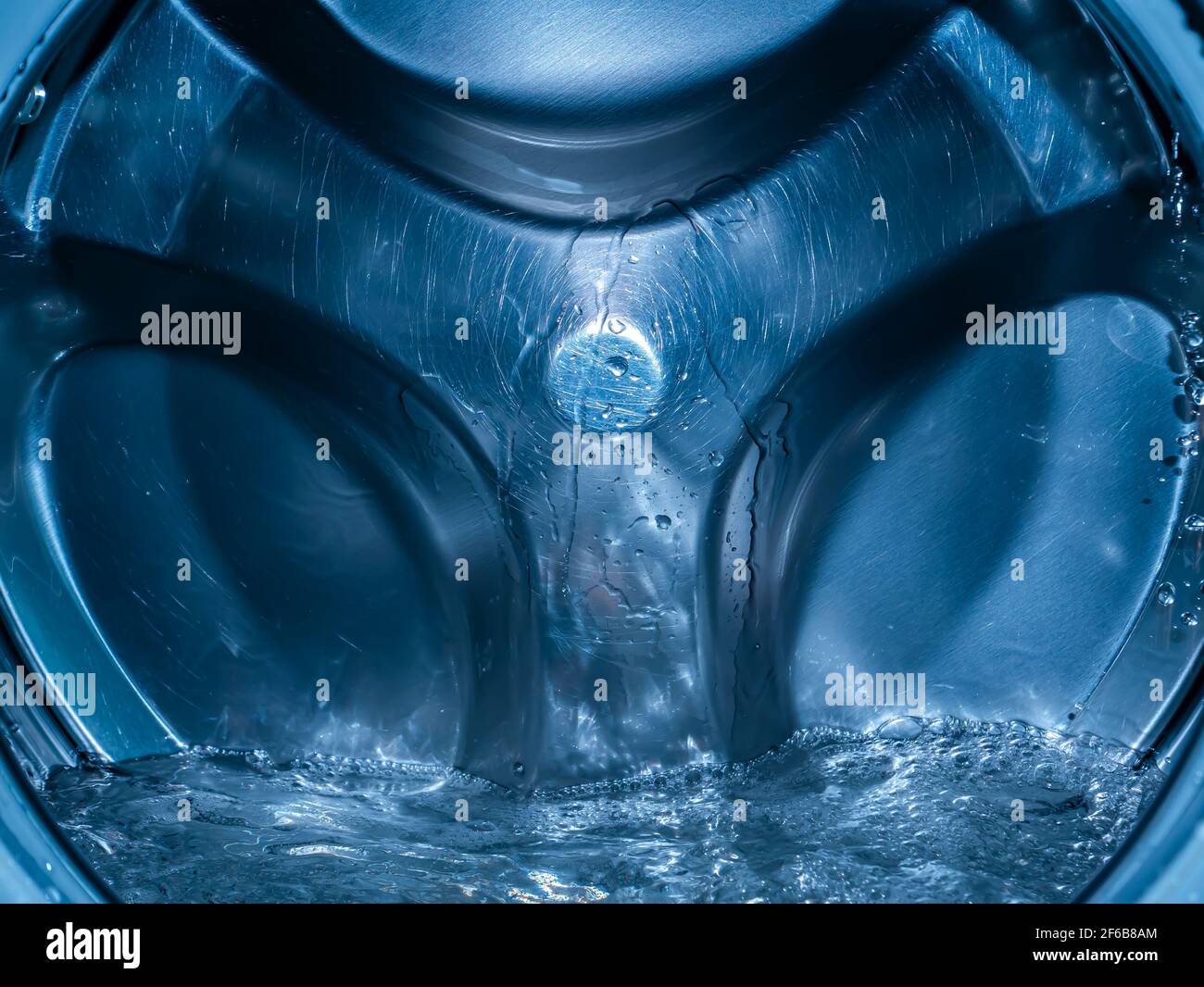 Washing machine drum internal hi-res stock photography and images - Alamy