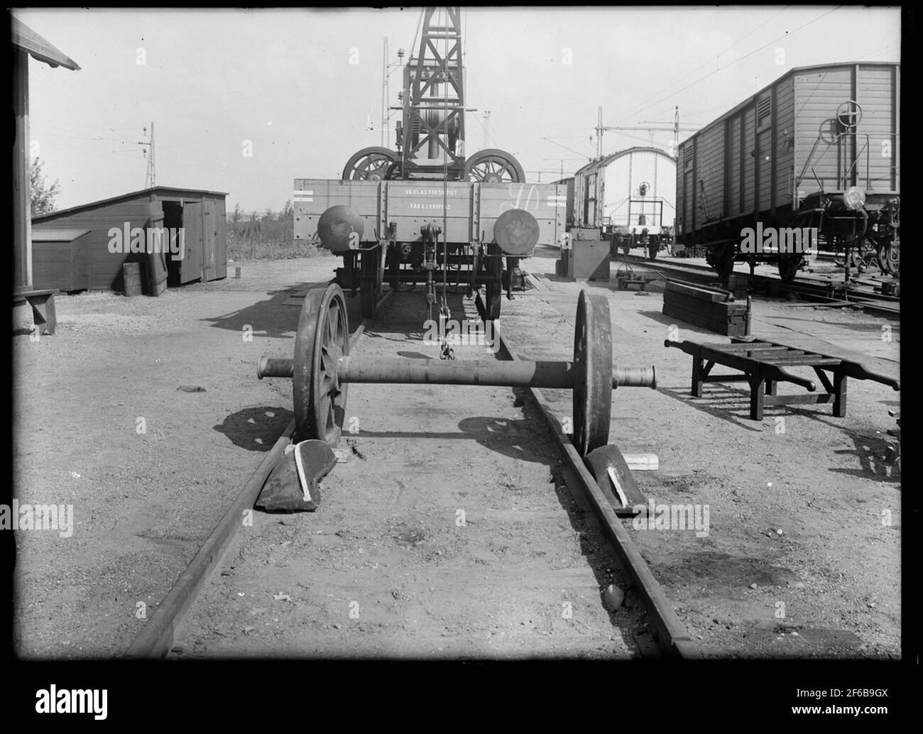 Stacking rails hi-res stock photography and images - Alamy