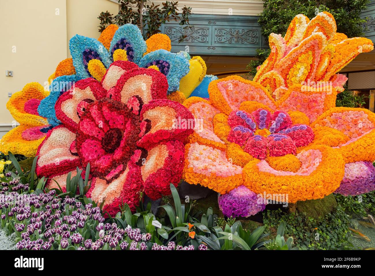 Las Vegas, MAR 30, 2021 - Interior view of the spring theme of Bellagio ...