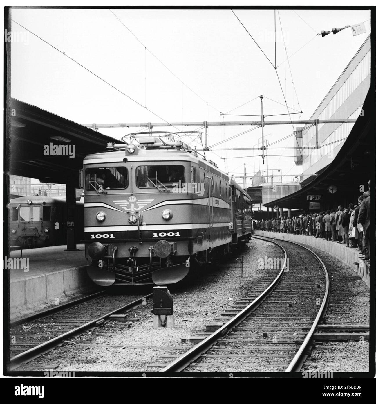 The historic train trip from Stockholm to Gothenburg for the ...