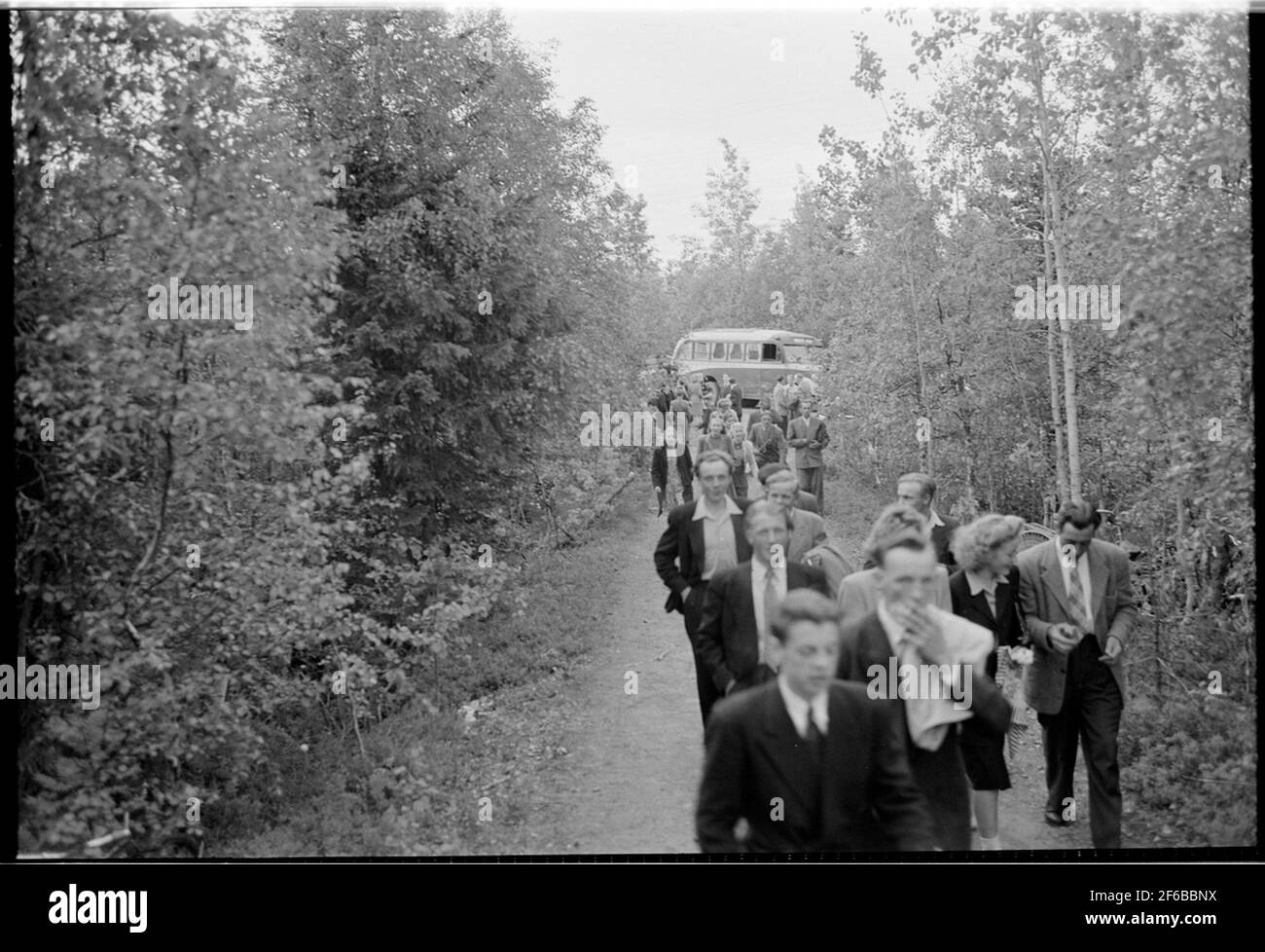 A large number of people on our way up to the Luppioberget between ...
