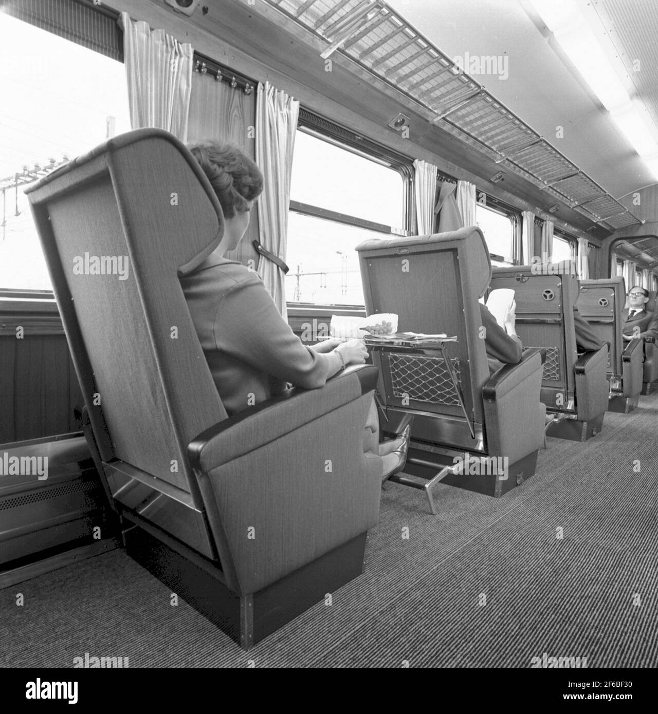 First class and standard class Black and White Stock Photos & Images ...