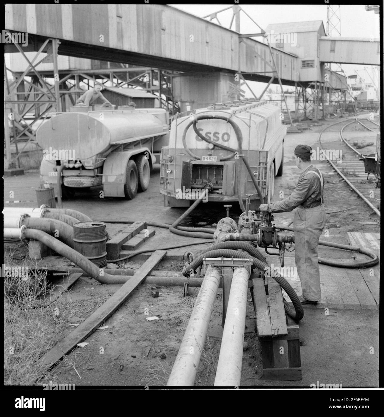 Tank wagons, Esso, at oil lines Stock Photo - Alamy