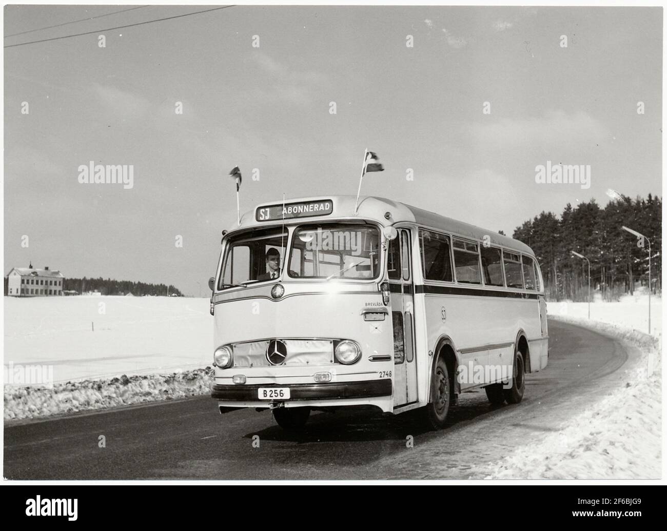 The state's railways, SJ bus 2748 Stock Photo - Alamy
